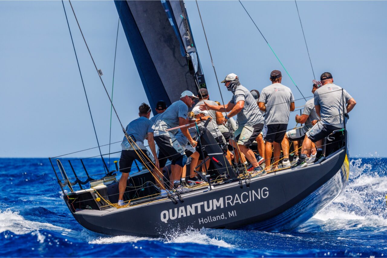 52 SUPER SERIES - Pure Performance