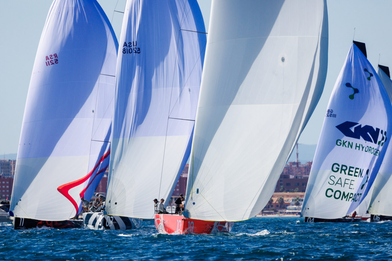 52 SUPER SERIES - Pure Performance