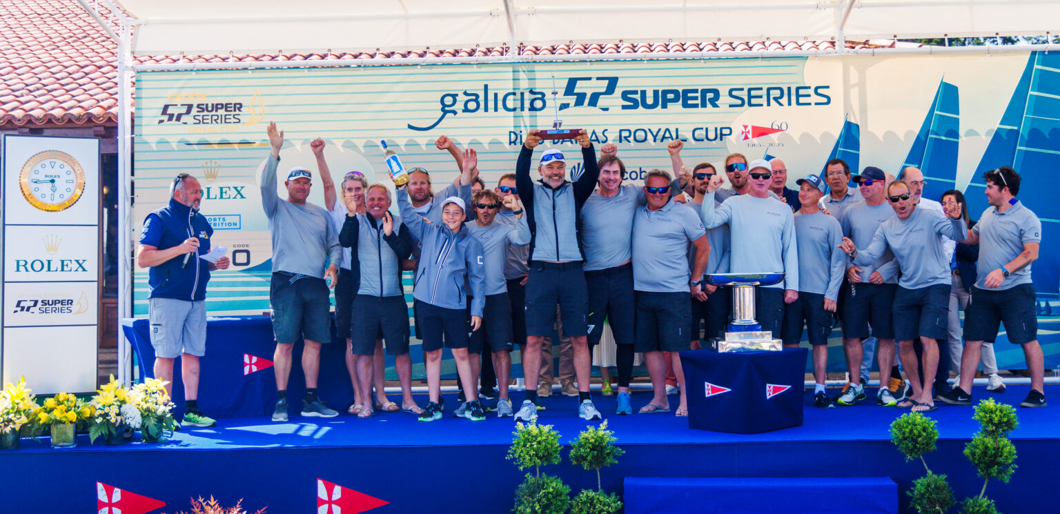 52 SUPER SERIES - Pure Performance